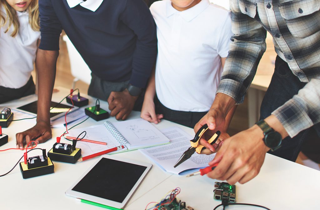 Aurora College Receives $475,000 NSERC PromoScience Funding for ...